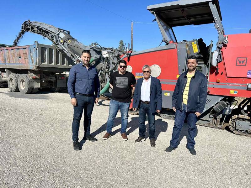 Επίσκεψη Θ. Μαυρομμάτη σε έργα οδοποιίας σε Νεοχώρι και Δουναίικα στην ...